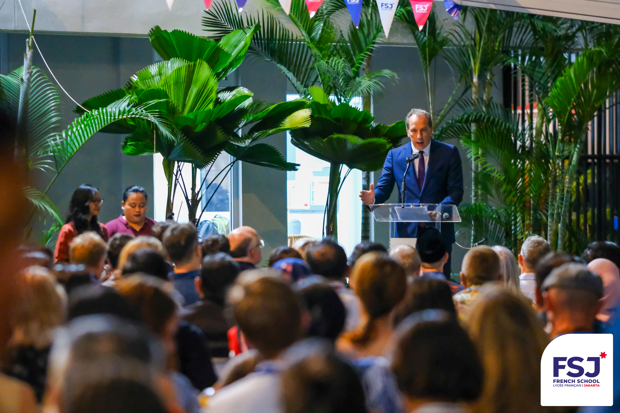 French School Jakarta | FSJ Indonesia Inauguration de la French School ...